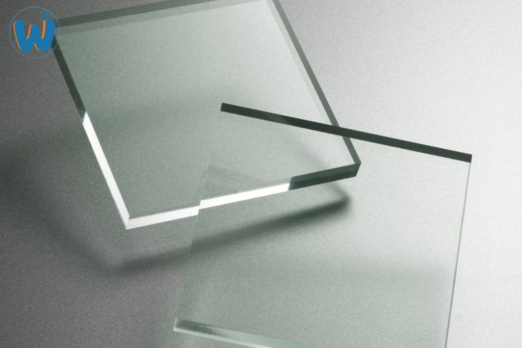 Acrylic Vs. Glass: What’s the Difference? | Weacrylic